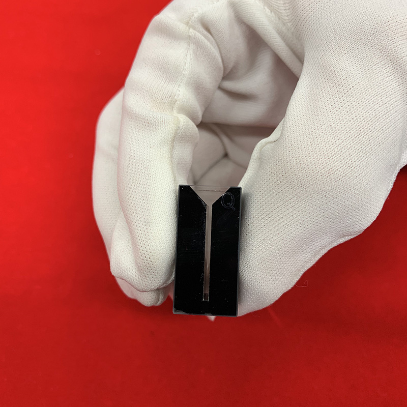 High Precision Q424 Black wall high purity micro quartz cuvette 0.15ml flowthrough cell with ...